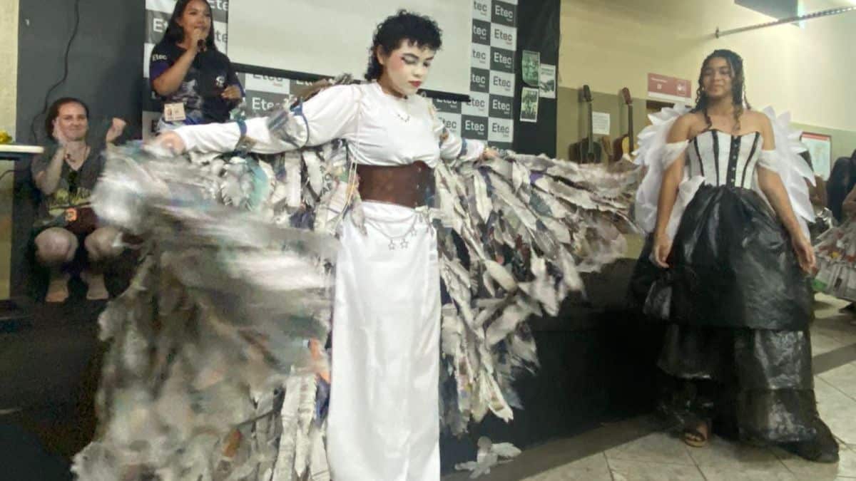 Etec inova com Trote Artístico Reciclável na Semana Paulo Freire: Criatividade e ...